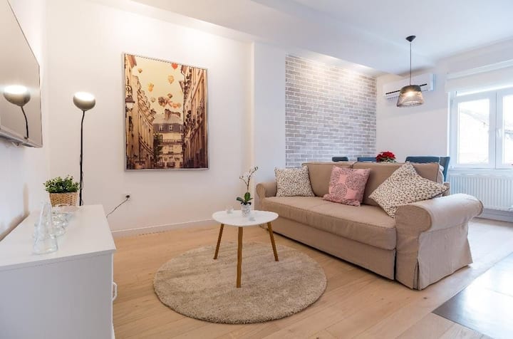 Cozy City Center Apartment 5min Walk To Zrinjevac - Zagreb