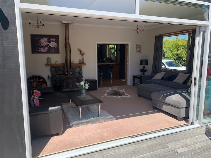Rosewood Hideaway, Peaceful, Sunny & Memorable - New Zealand