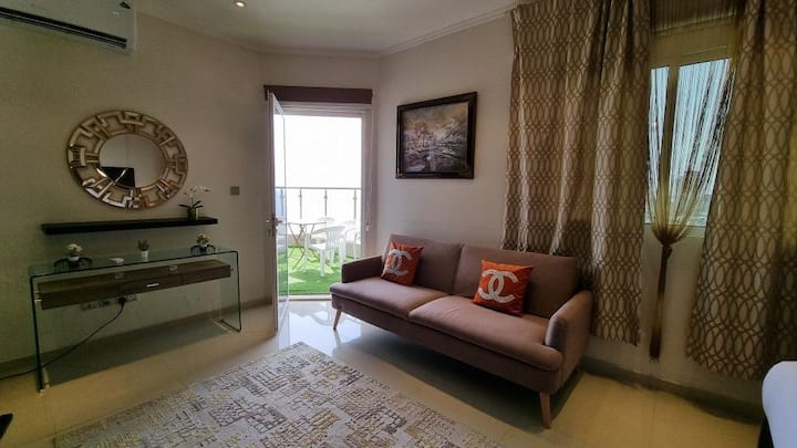 شقة بإطلالة بحرية مميزة على كورنيش جدةوالفورمولا - Aeropuerto de Yidda King Abdulaziz (JED)