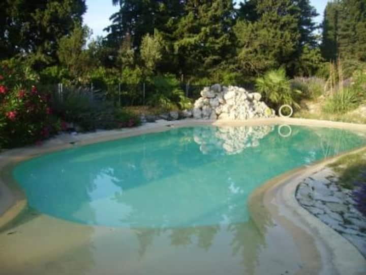Gîte Coeur Des Alpilles- 4 Pers - Cavaillon