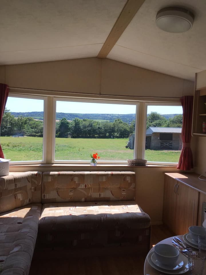 Lovely Static Caravan In Rural Location - St Agnes