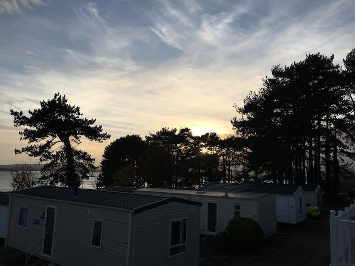 Pink Fluffy Clouds 1: Great Coastal Getaway - Poole