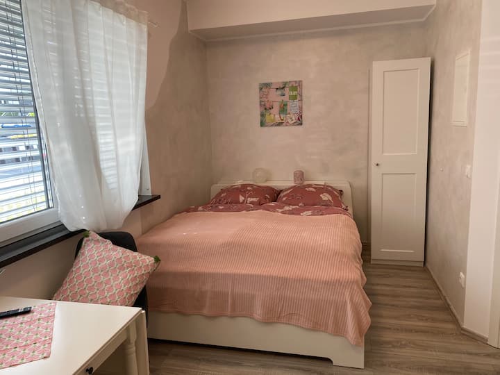 Reizendes Und Komplett Ausgestattetes  Apartment - Gießen