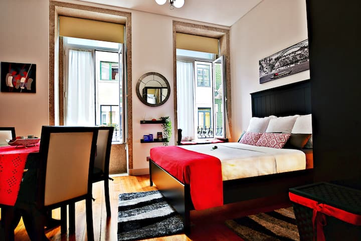 My Porto Loft I - Red & Black - Porto