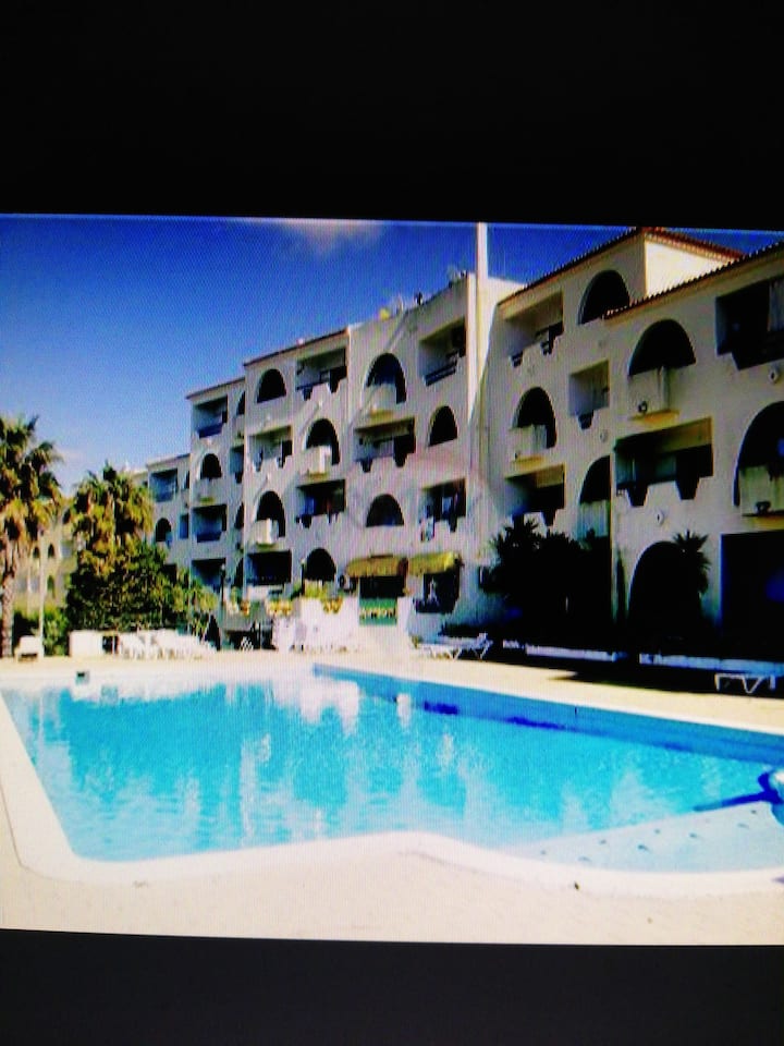 Condomínio C Piscina, Perto Da Praia, Bar, Jardim - 알부페이라