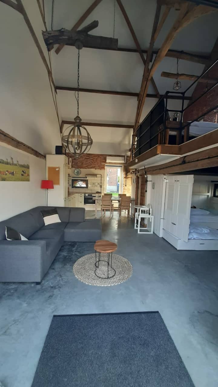 Appartement In Authentiek Koetshuis Met 2 Bedstede - Bergen op Zoom