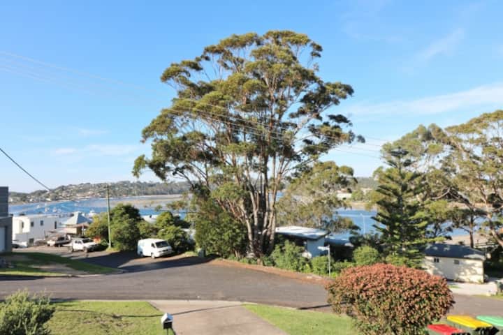 Osborne House - 4 Bedroom - Merimbula