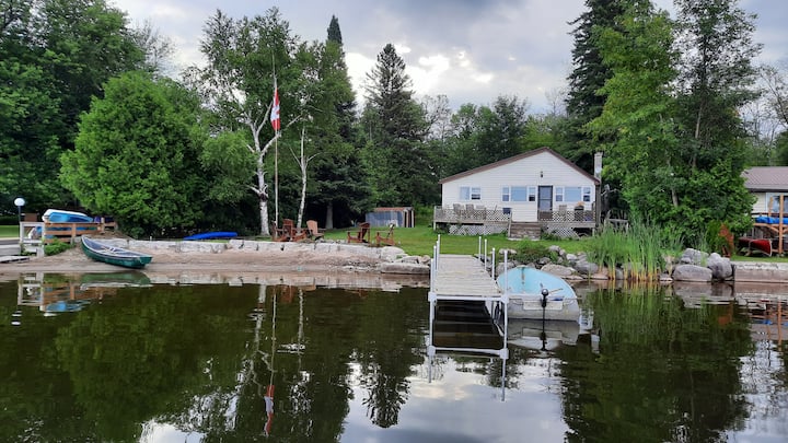 Riverfront Paradise! The Perfect Family Vacation! - Norwood