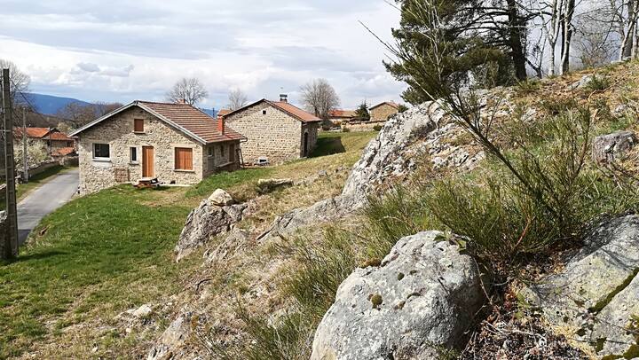 Gîte "Belle-vue" Fontlobine 63600 Saint Just - Ambert