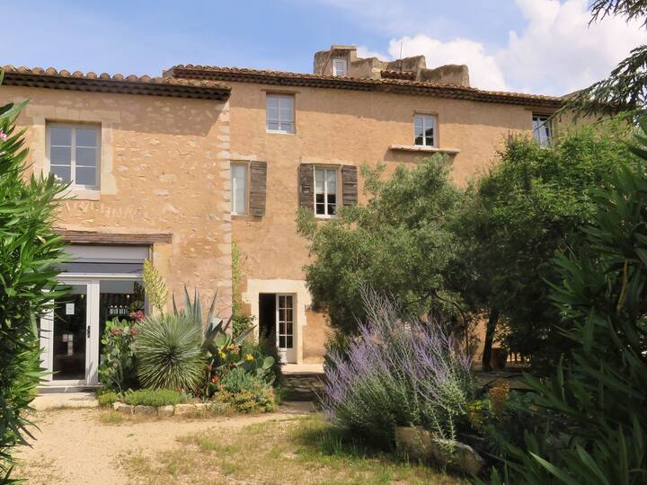 Le Mistral Studio Dans Vieux Mas Provençal - La Fare-les-Oliviers