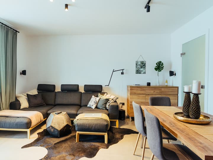 Modern Designer Retreat In Graz - Graz