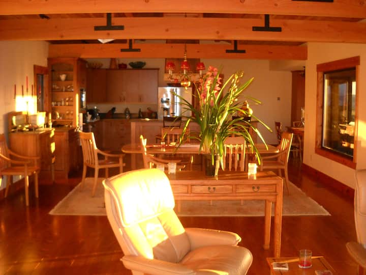 Bluff House With World Class View - Port Townsend, WA