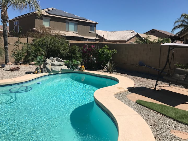 Goodyear 4bdrm, Pool And Putting Green - Goodyear, AZ