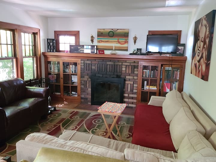 Nice Downtown Cda Location Queen Bed - Coeur d'Alene, ID