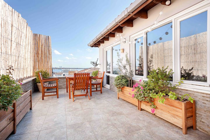Private Terrace, 2br, Lift, View - İstanbul