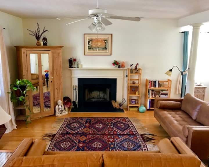 Jeanne's Place - Mount Pleasant