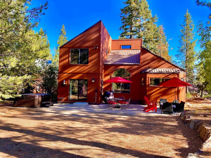 Falcon Crest In Tahoe Donner - Truckee, CA