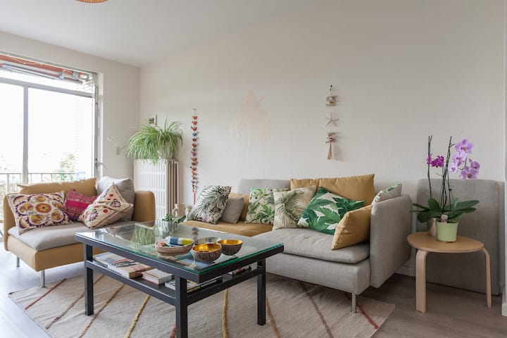 Quiet, Bright & Centrally Located - Bruselj