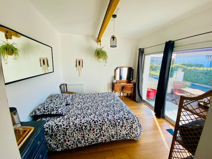 Chambre Avec Wc Et Douche Privés - Saint-Jean-de-Luz