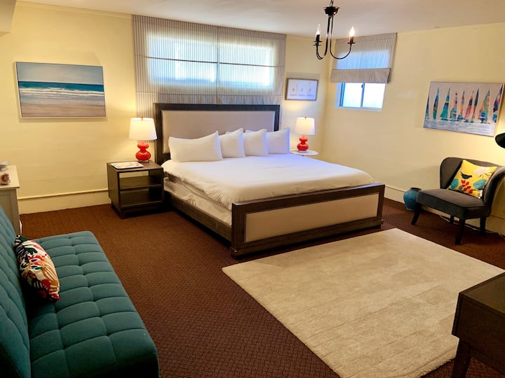 Torrey Pines Suite: Bed And Bath In A Lovely Villa - Torrey Hills - San Diego
