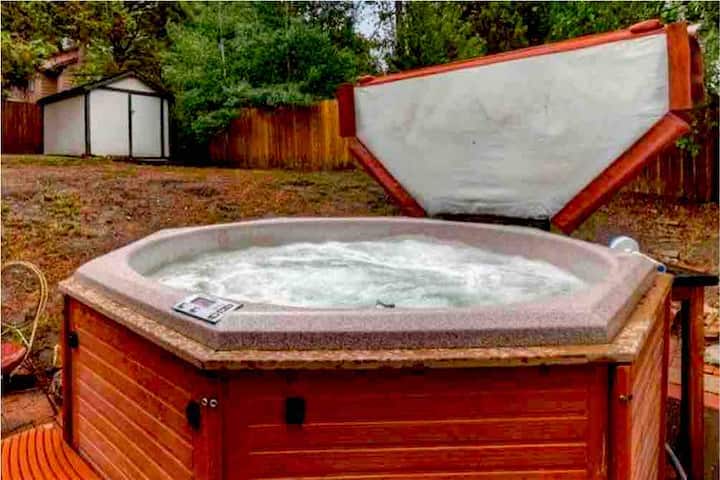 King Bed! Jacuzzi Ski Snow At Bear Mtn New Kitchen - Big Bear Lake, CA