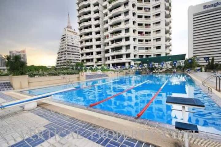 Amazing 3 Bedrooms City Center Very Near Skytrain - Bangkok