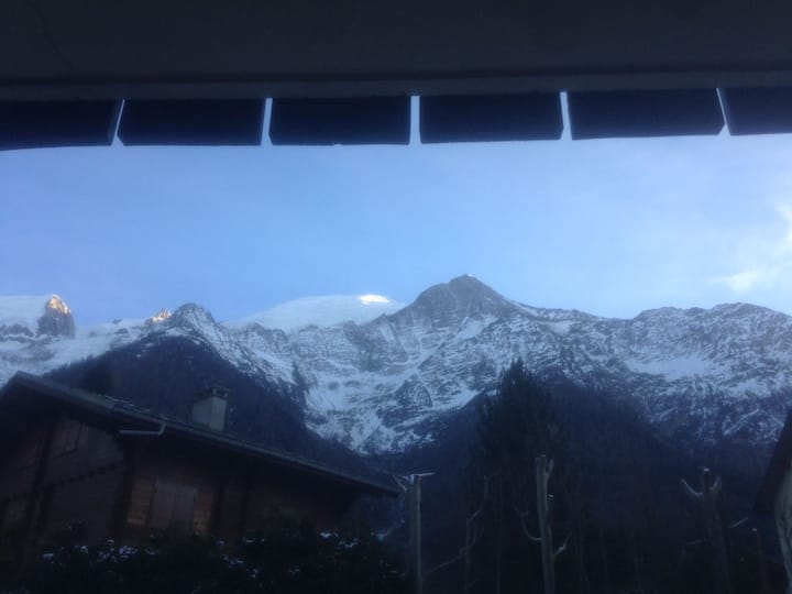 Two Bedrooms Apt: Mt. Blanc View, Parking Privè - Chamonix