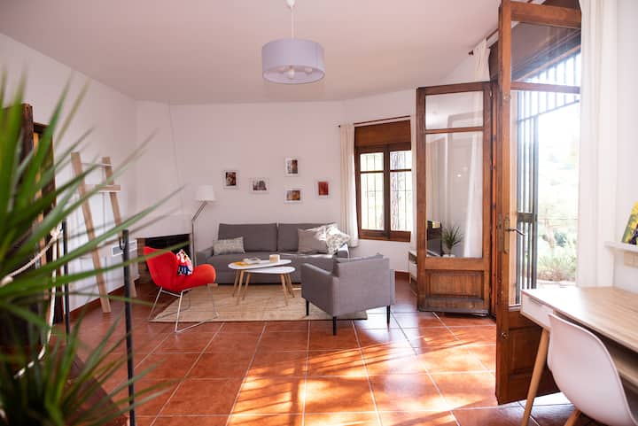 Maison Avec Jardin, Vues, Près Plages Et Barcelone - Alella