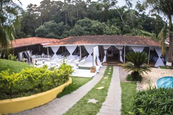 Chácara Grs Eventos
Espaço óTimo Para Descanso - Cotia