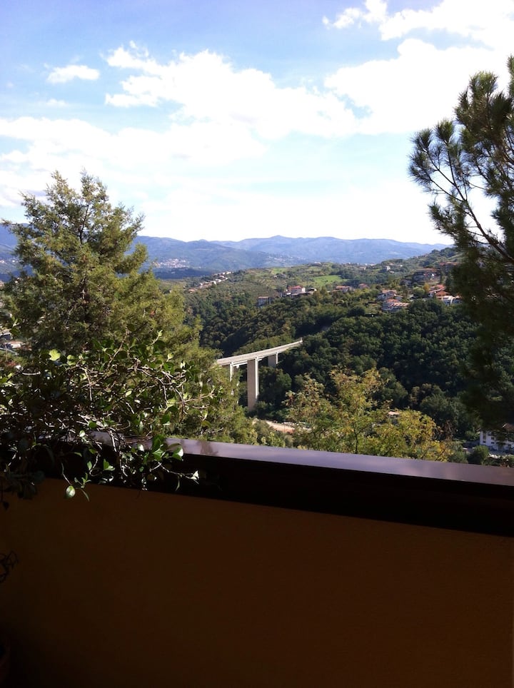 Soggiorno Panoramico A 2min Ospedale - Cosenza