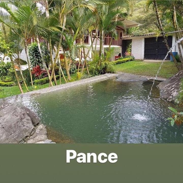 House Next To Pance River - Jamundí