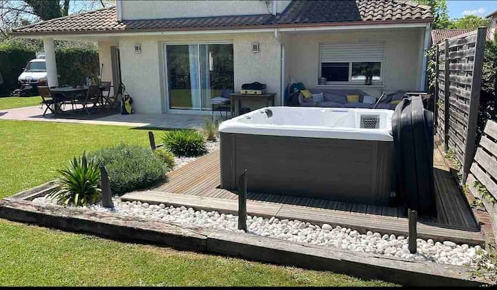 Superbe Maison, Tout Confort à Proximité De Pau - Pau