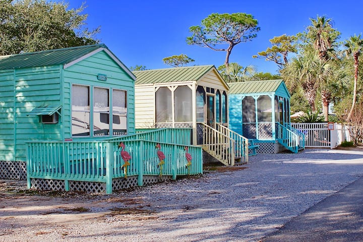 Cabin 6 Person - Navarre Beach, FL