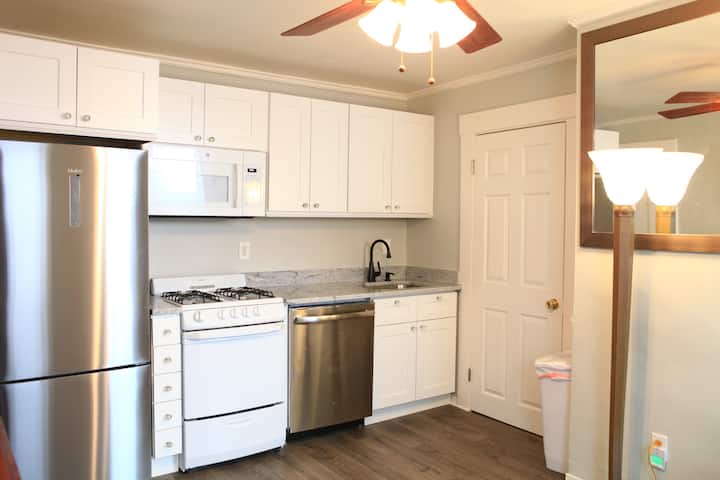 1 Bedroom */Free Parking/harvard,mit,cambridge 2 - Cambridge, MA