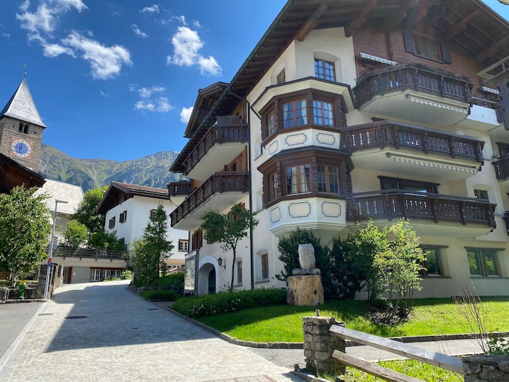 Wonderful Hours In The Center Of Klosters - Klosters-Serneus
