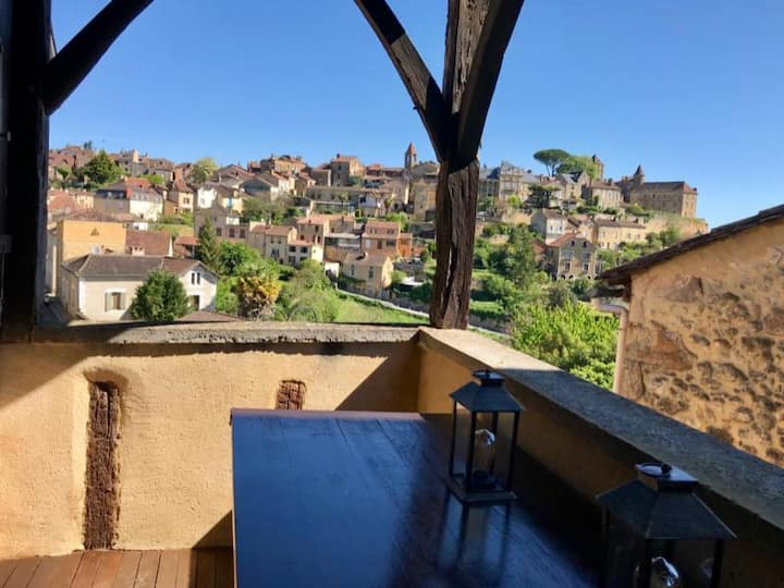 Maison De La Tour Du Guet Avec Terrasse Belvès - Dordogne