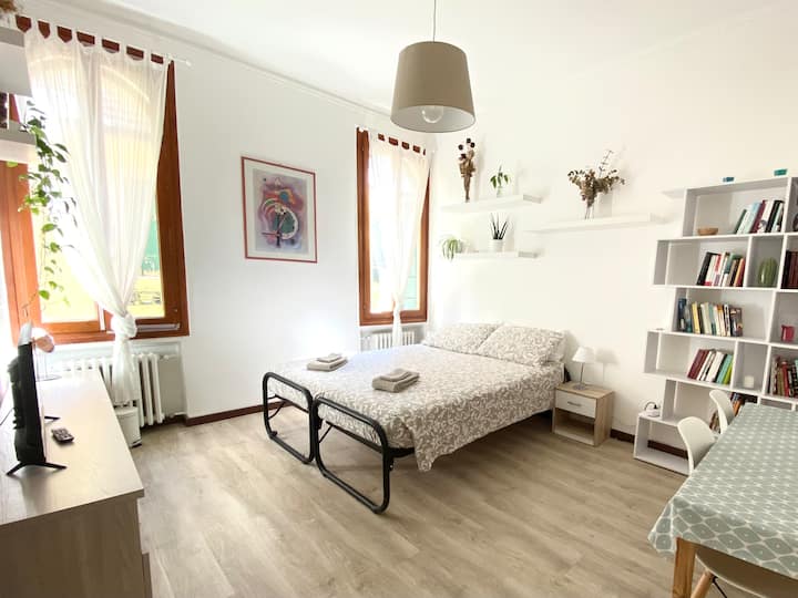Boheme, Double-room In Cannaregio, Super Location! - Venice