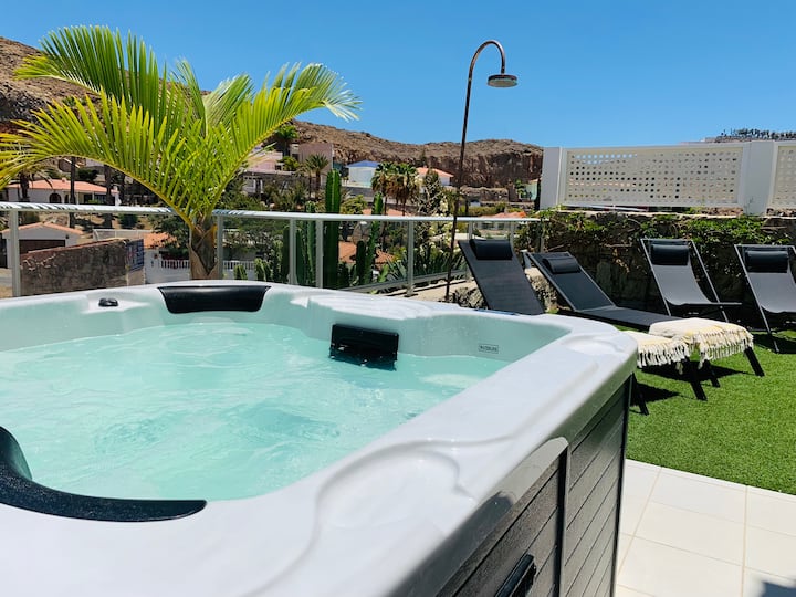 Casa Cervino,4 Bed Villa With Private Jacuzzi - Gran Canaria