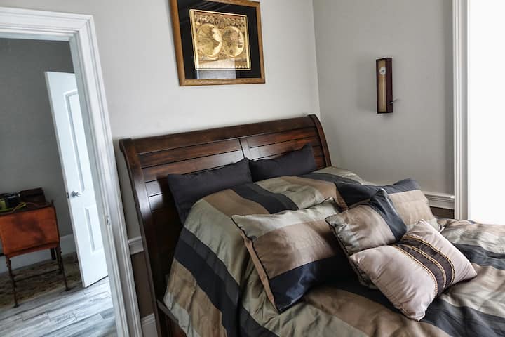 Naomi's Inn B&b - Anthony's Room - Springfield