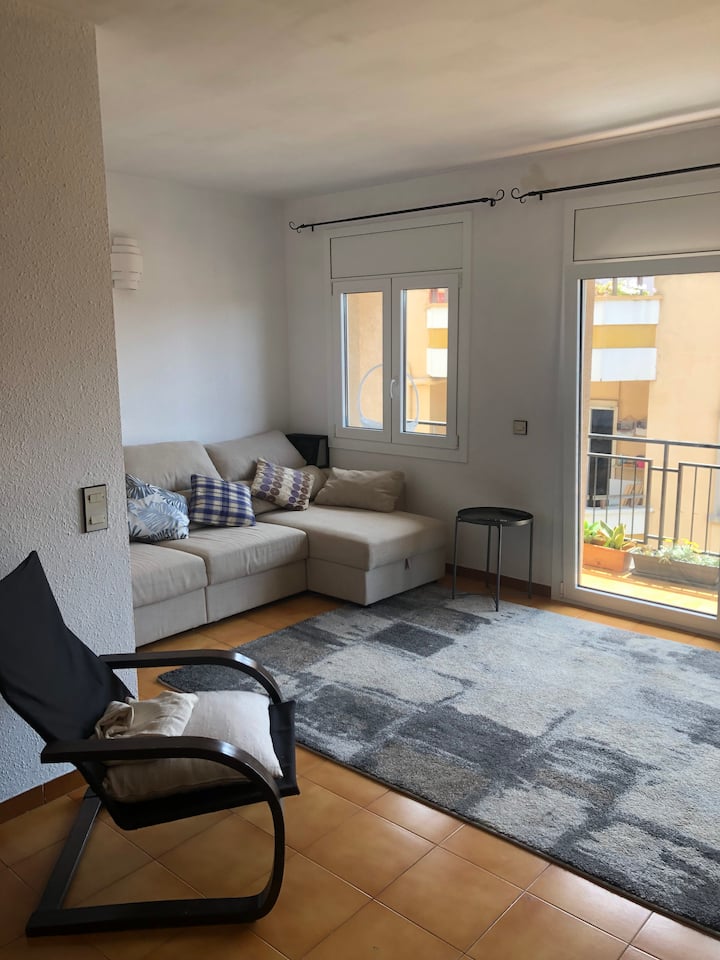 Double Room With Desk 5 Minutes Away From Beach - Palamós