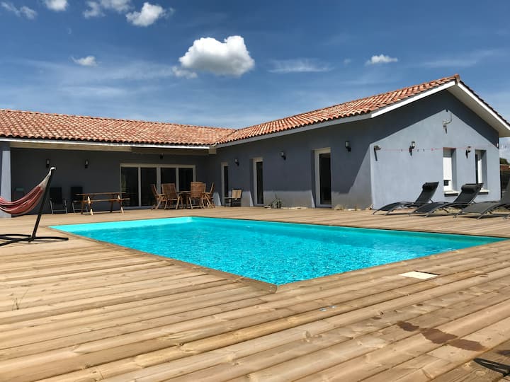 Villa De 200 M2 Avec Piscine à 500 M De L'océan . - Vendays-Montalivet