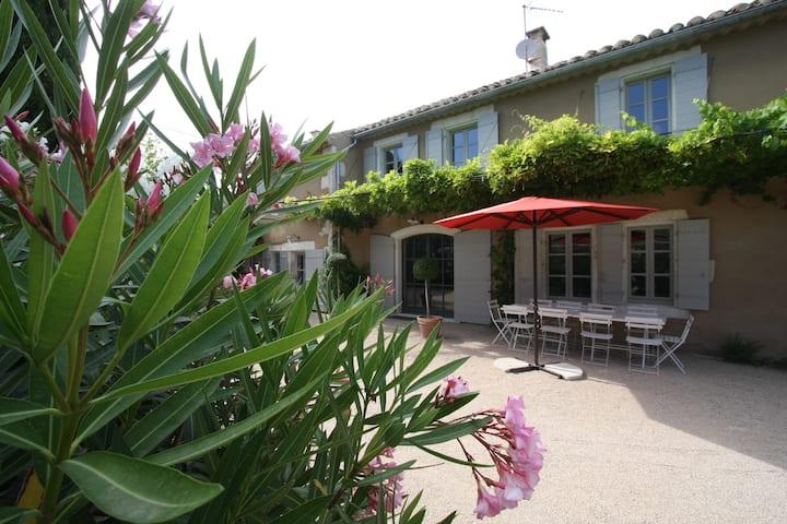 Beau Mas + Mazet 12 Prs/pisc./centre Ville à Pied - Saint-Rémy-de-Provence