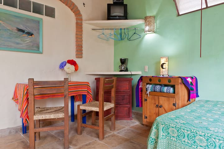 Sweet Garden-level Apt. Near Hidden Beaches - Sayulita
