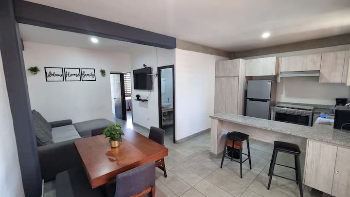 Depa Edificio Privado, Seguro, Excelente Ubicación - Zapopan