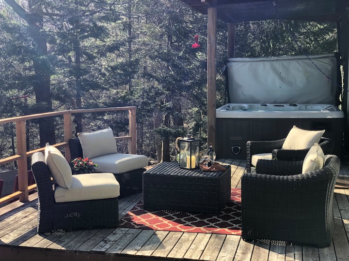 Waterfront Cottage Spa 6 Rooms Ski Tremblant Wifi - Sainte-Agathe-des-Monts