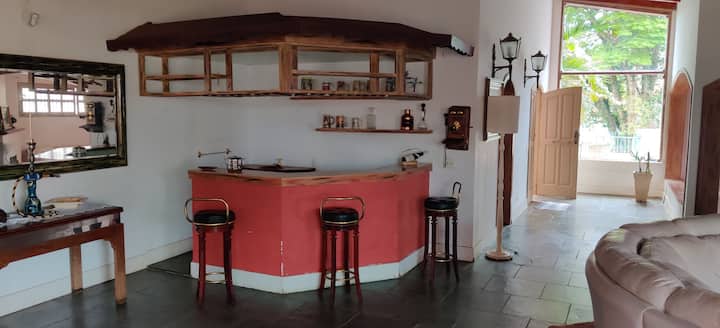 ÓTimo Espaço Para 
Festas E Reuniões De Família - Cotia