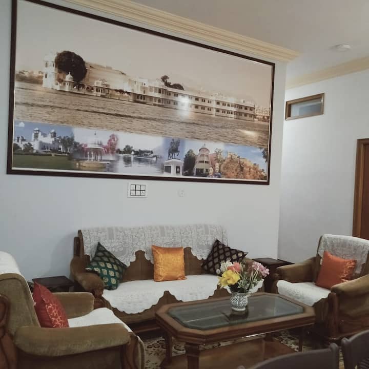 Family Suite With A Hill's View - Udaipur