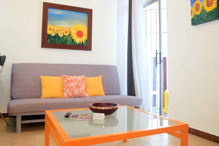 Ocean Park | Steps To Beach | Apt 2 - San Juan