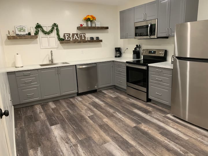 Fully Remodeled Daylight Basement - Lawrenceville, GA