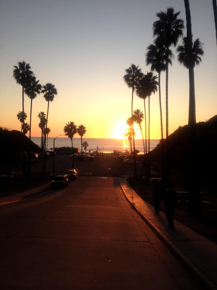 Great Home, 10 Min Walk To Beach - San Diego, CA